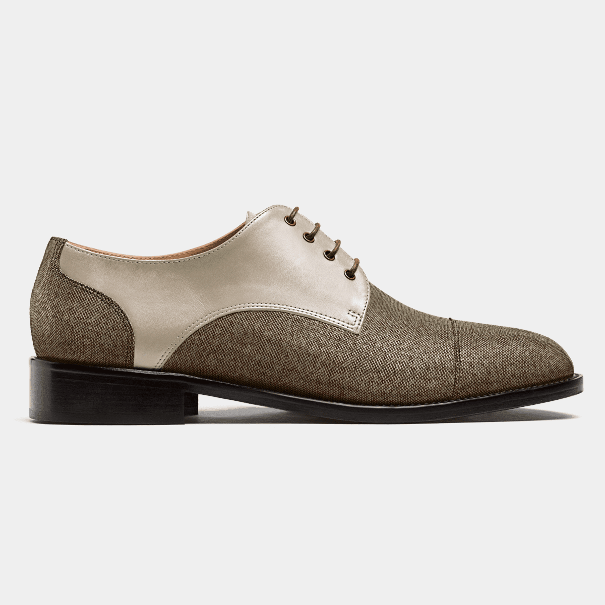 Cap toe Derby shoes in brown & white tweed & leather