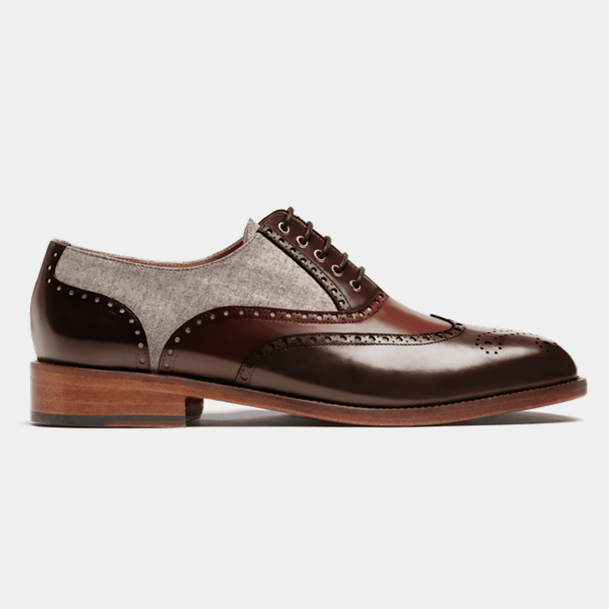 Brogue shoes in burgundy, brown & beige leather & tweed