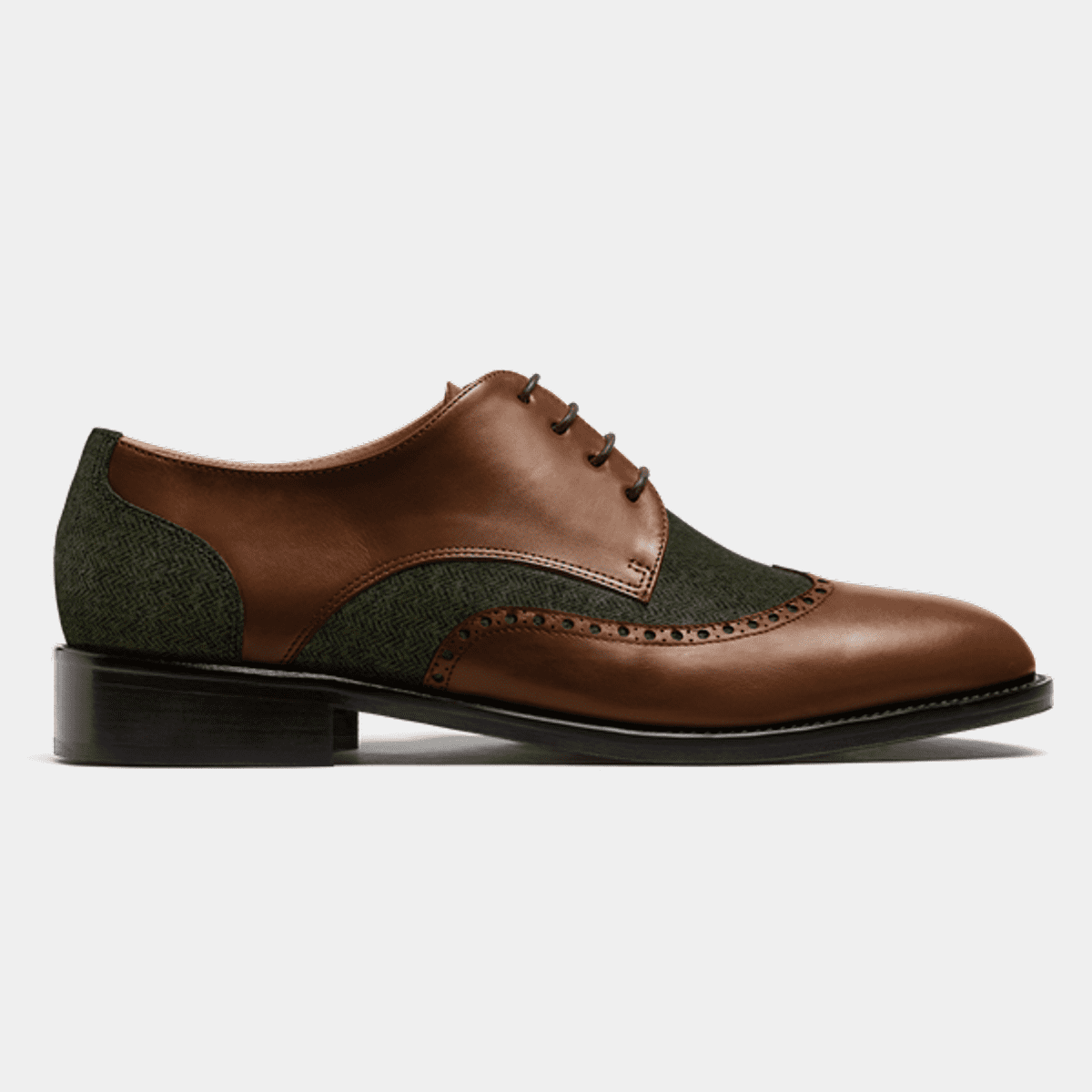 Quarter-brogue shoes in green & brown tweed & leather