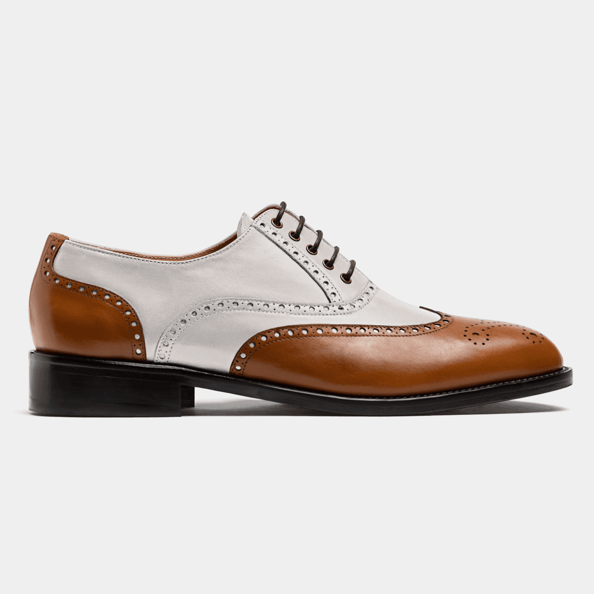 Spectator shoes in white & brown leather