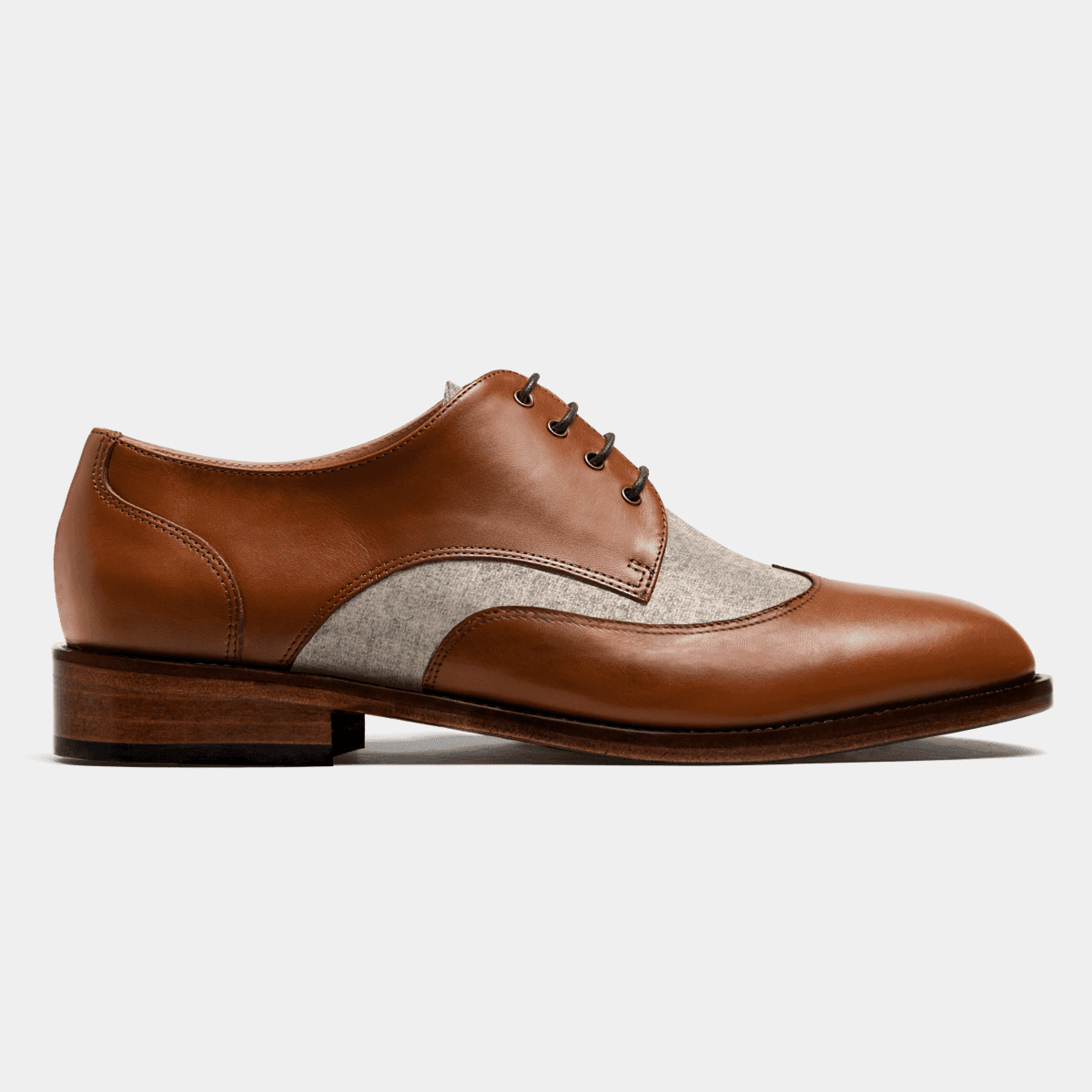 Wingtip Derby shoes in beige & brown tweed & leather