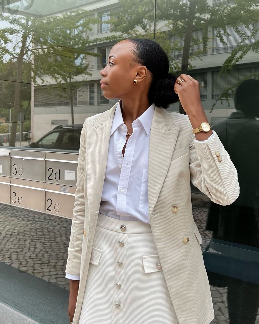 Double-Breasted Navy Blazer with Matching Pencil Skirt | Sumissura