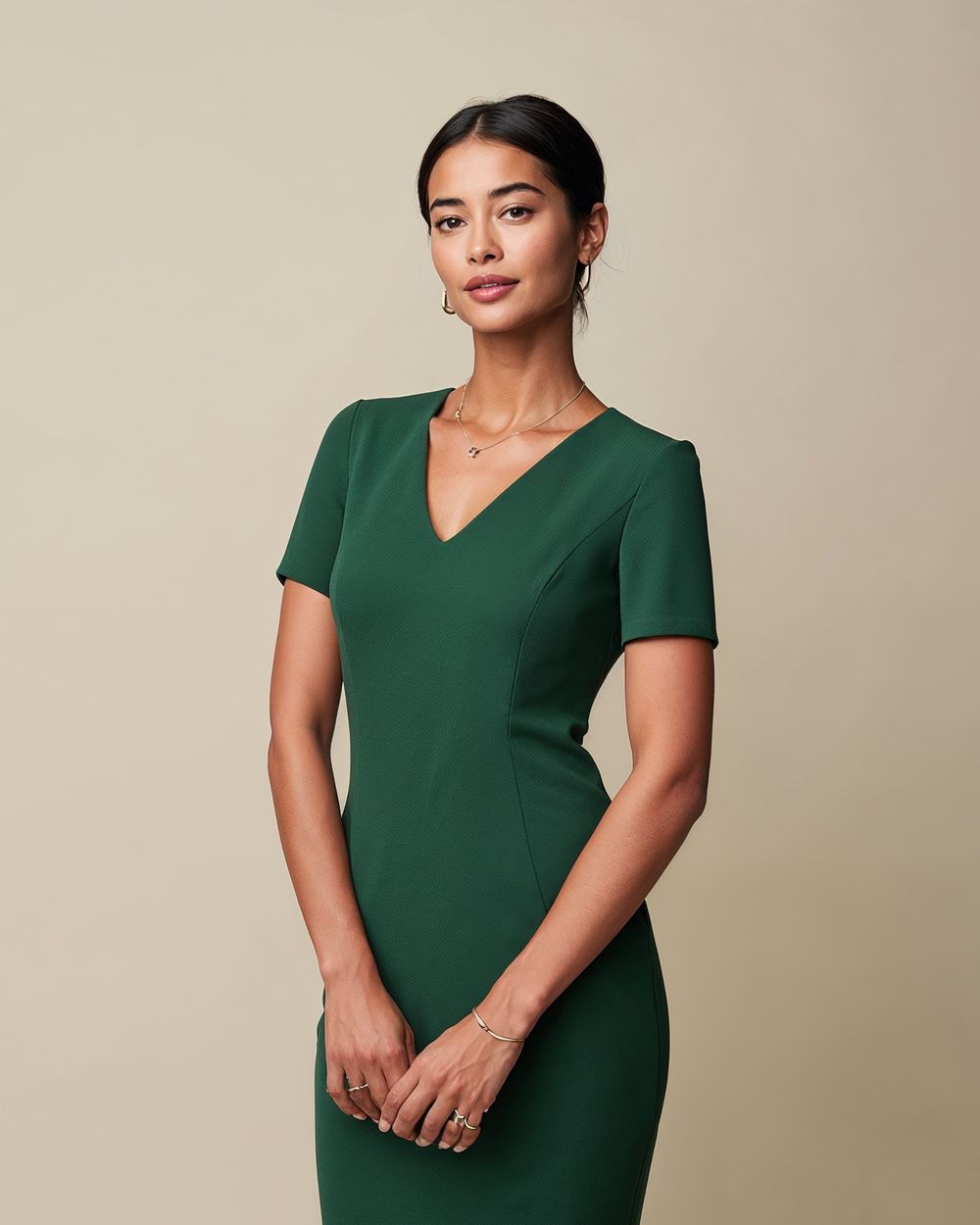 Vestido Verde Oscuro con Escote en V | Sumissura
