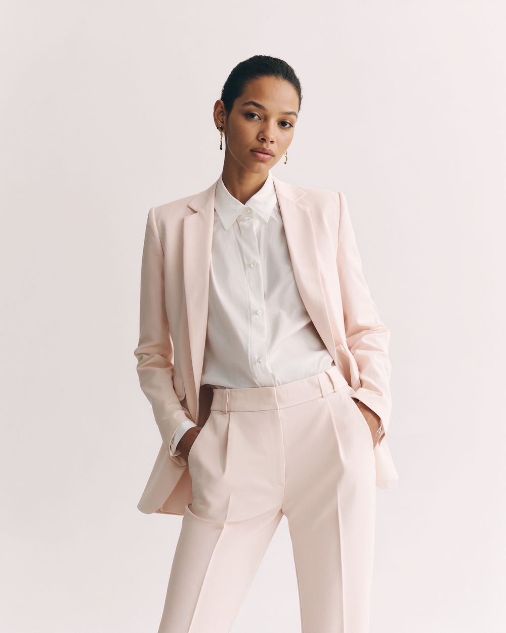 Suits for Professors & Academics | Sumissura