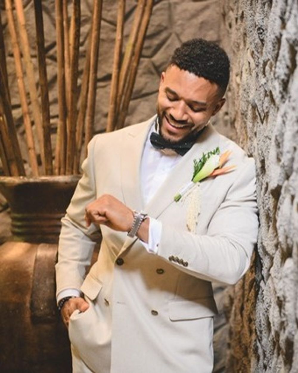 Ivory Wedding Suit with White Shirt and Boutonniere | Hockerty