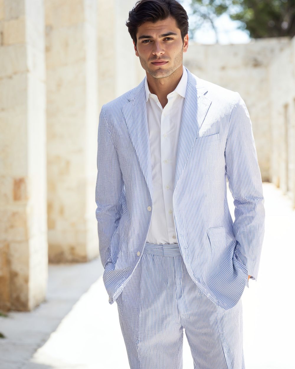Traje Seersucker Azul Claro con Camisa Blanca de Vestir | Hockerty