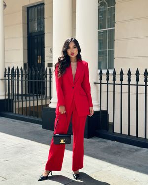 Red Suits for Women - Sumissura