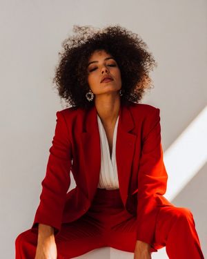 Red Suits for Women - Sumissura