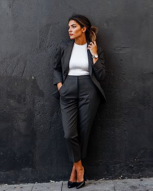 Women's Custom Prom Suits 2025 - Sumissura