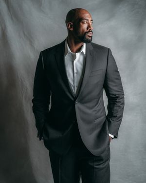 Suits for Short Men | Made to Measure = All Sizes - Hockerty